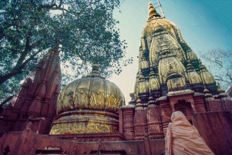 10 Must-Visit Temples in Varanasi: Timings and How to Reach There ...